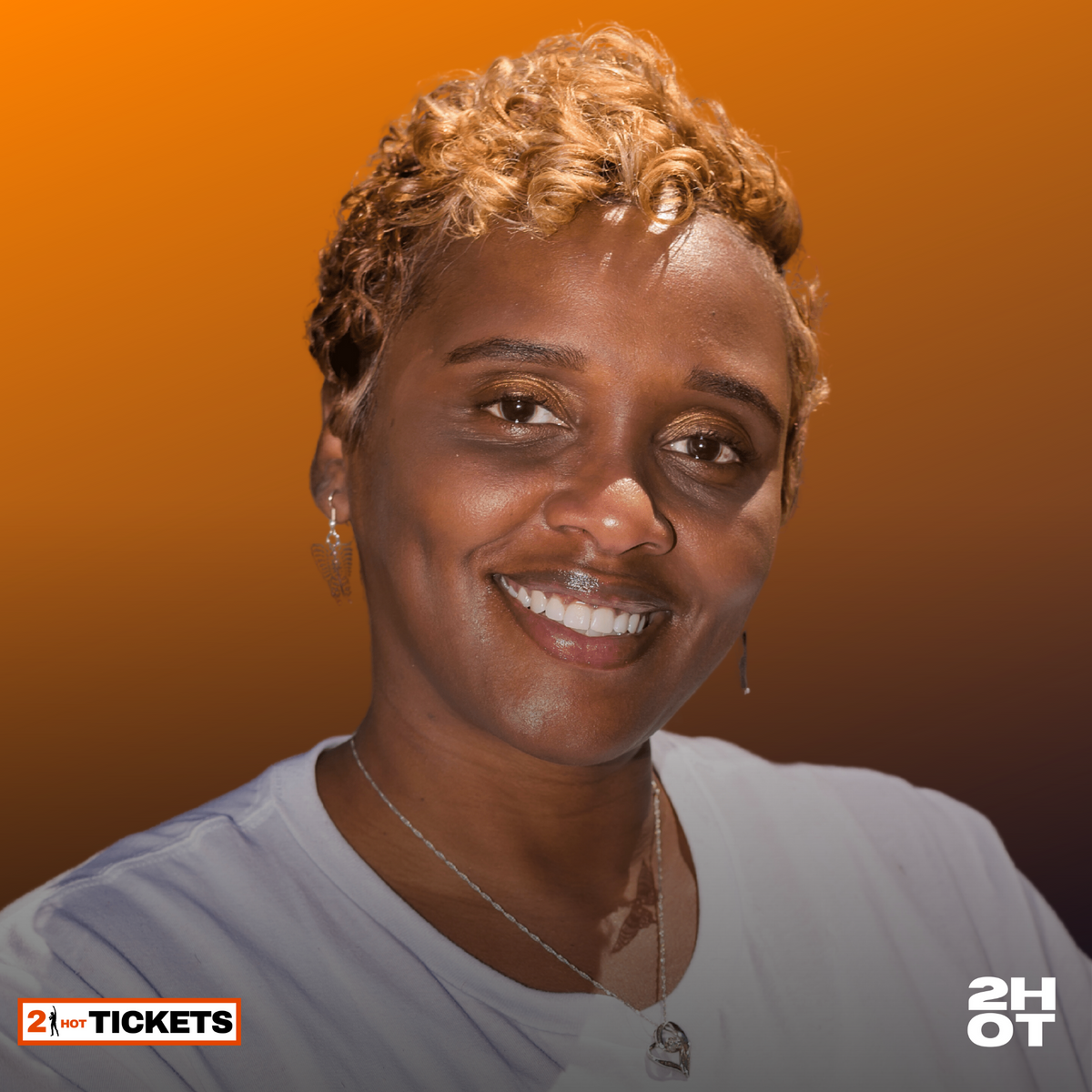 Promote Your Brand on Lisa Craig Taylor's Social Media Page — 2HotStore